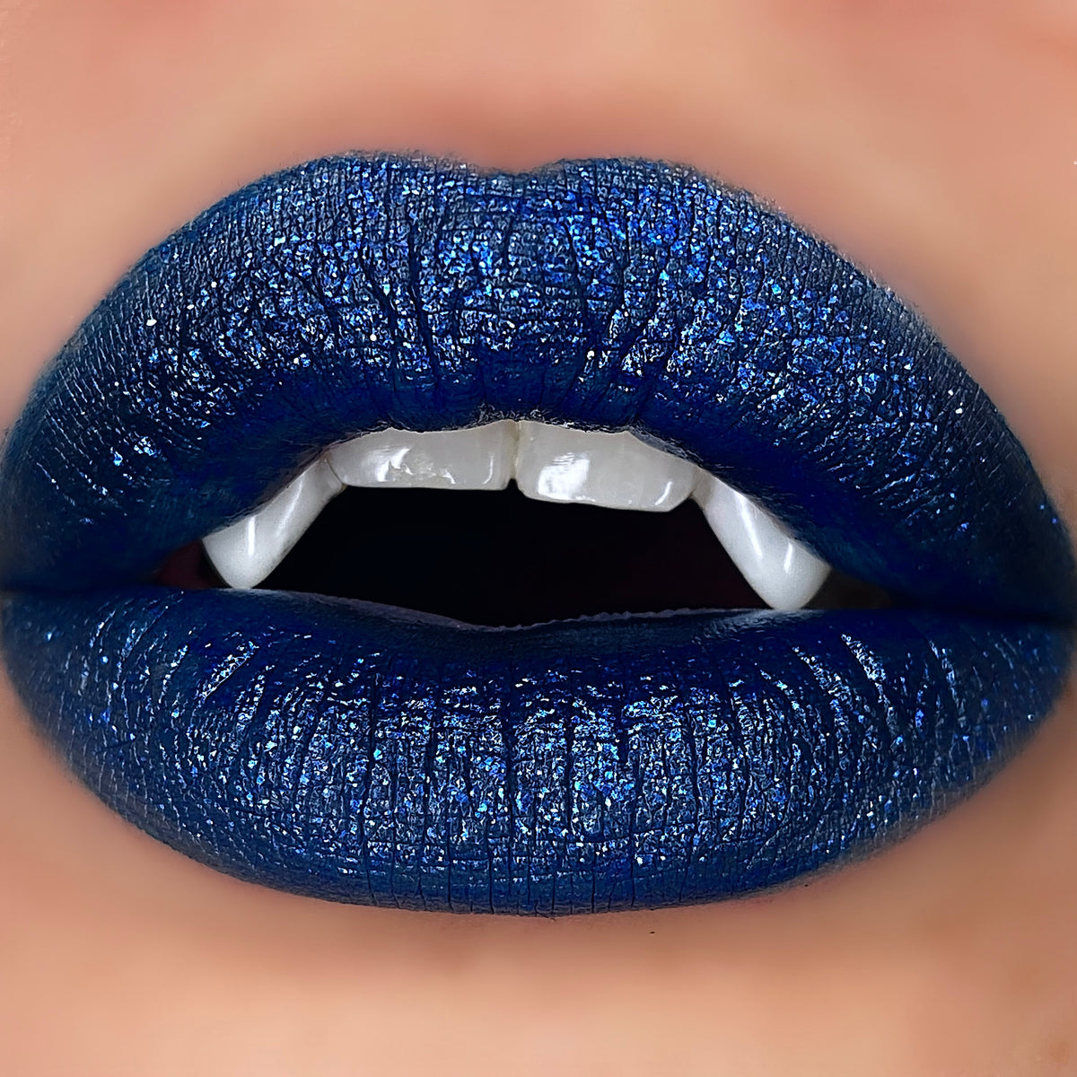Metallic Lip Potions – Curst kosmetics