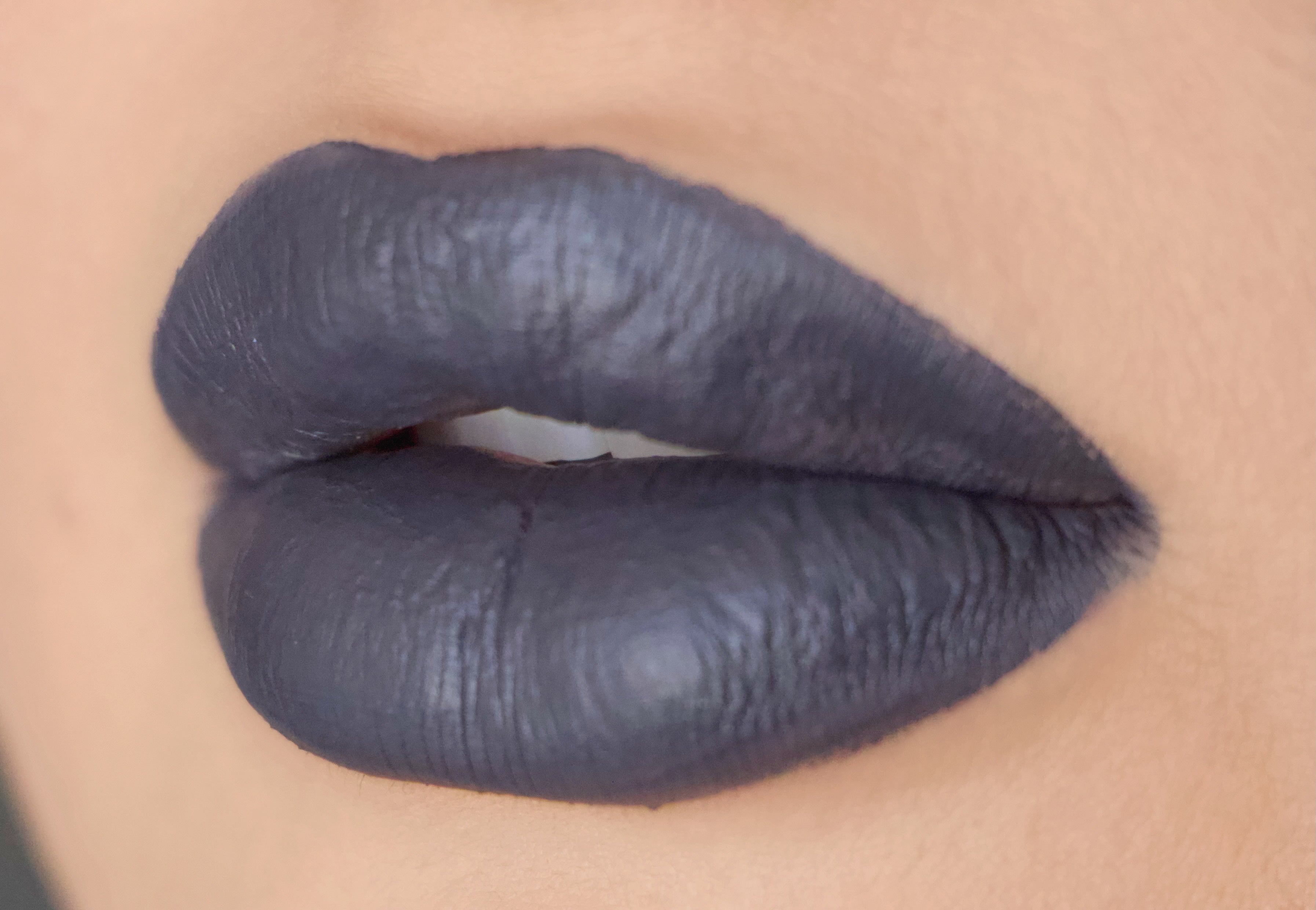 Matte Lip Potion - TOMBSTONE – Curst kosmetics